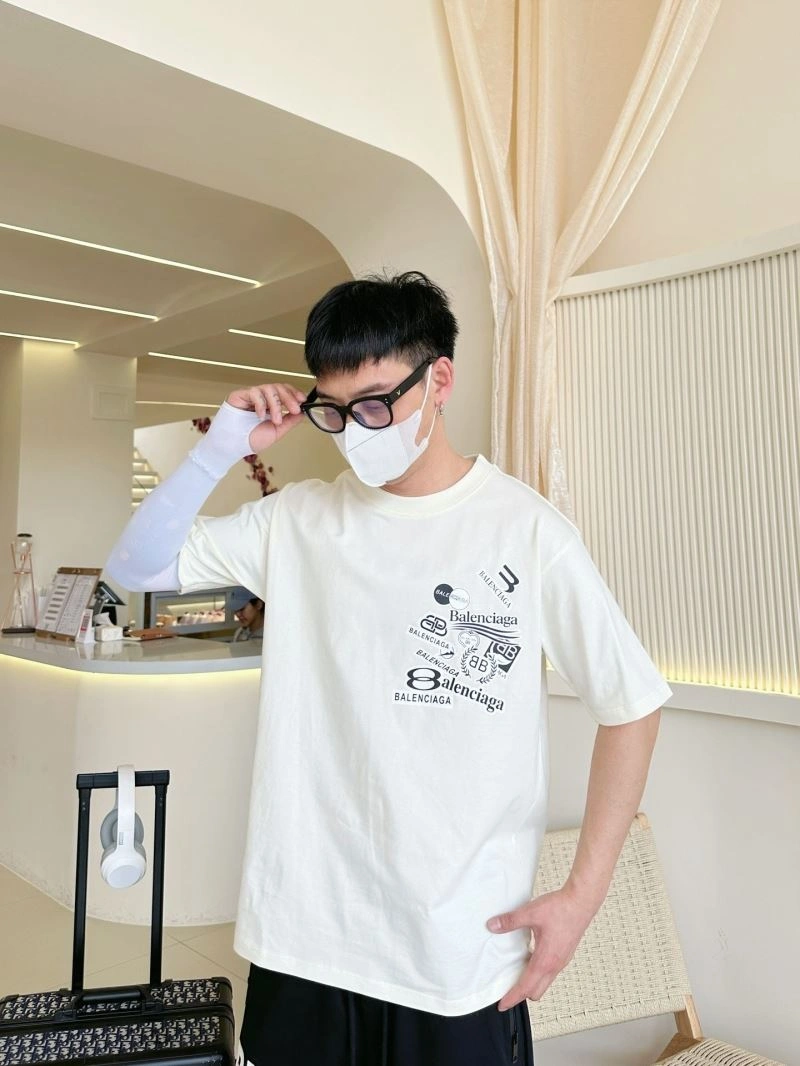 Cut-rate Balenciaga T-Shirts
