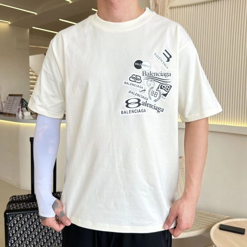 Cut-rate Balenciaga T-Shirts