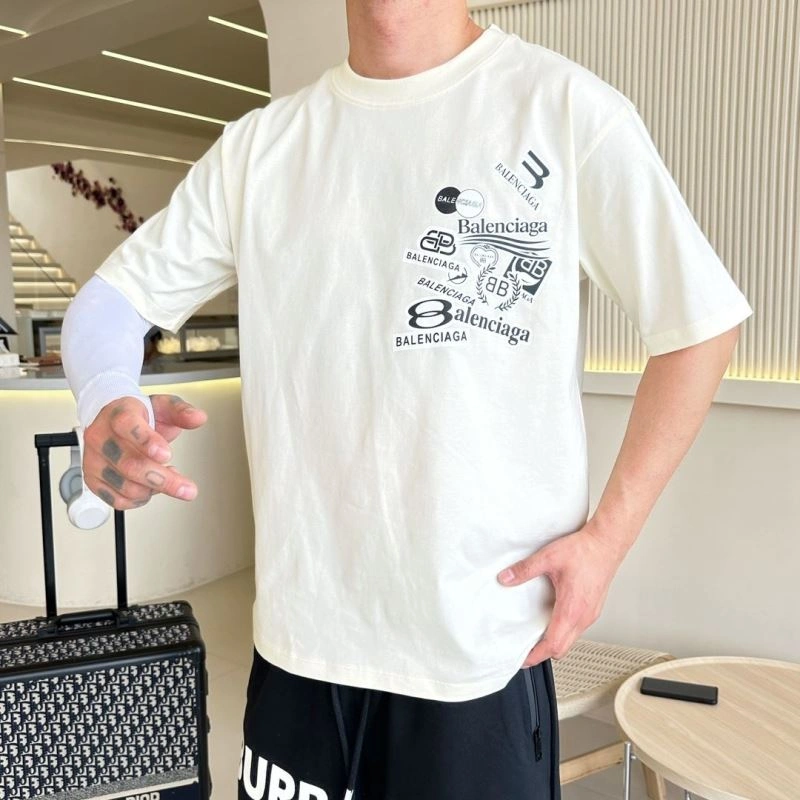 Cut-rate Balenciaga T-Shirts