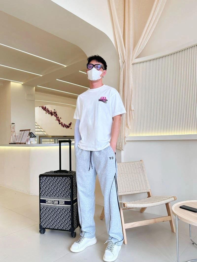 High fidelity Balenciaga T-Shirts