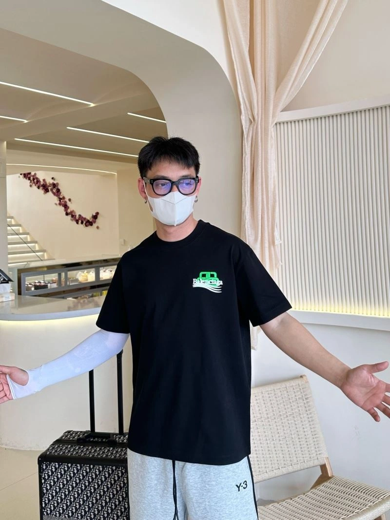 Balenciaga T-Shirts