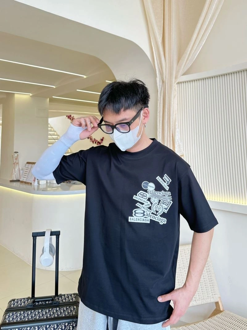 Balenciaga T-Shirts