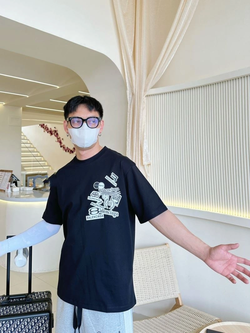 Precise copy Balenciaga T-Shirts