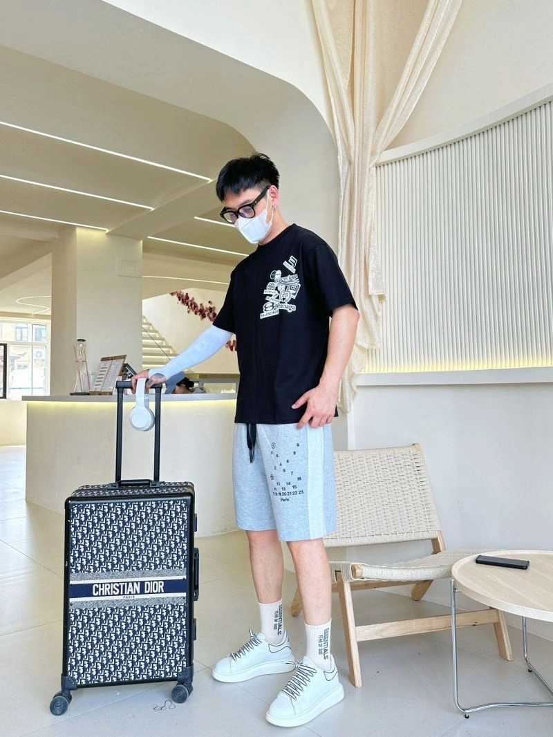 Precise copy Balenciaga T-Shirts