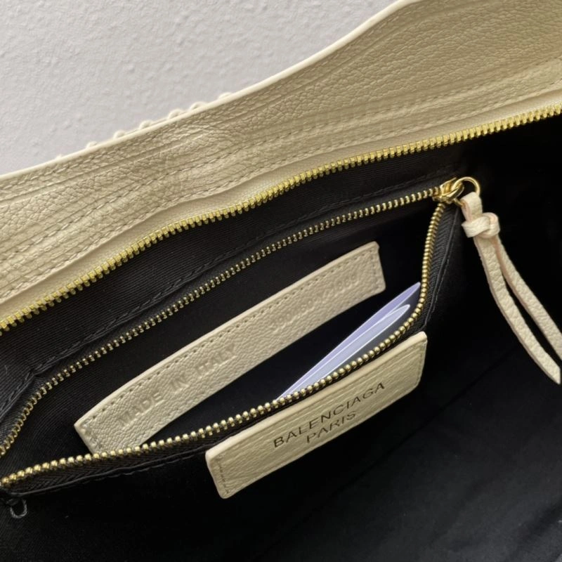 Bargain Balenciaga Top Handle Bags