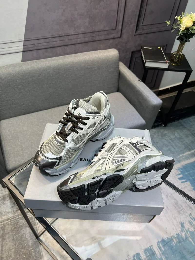 Bargain Balenciaga Track Shoes