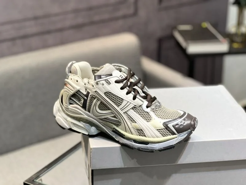 Bargain Balenciaga Track Shoes