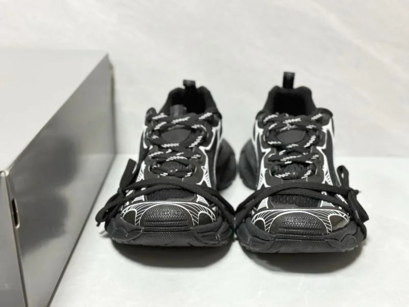 Bargain Balenciaga Track Shoes