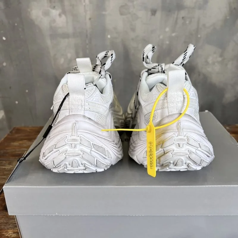 Bargain Balenciaga Track Shoes