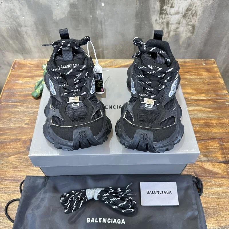 Bargain Balenciaga Track Shoes