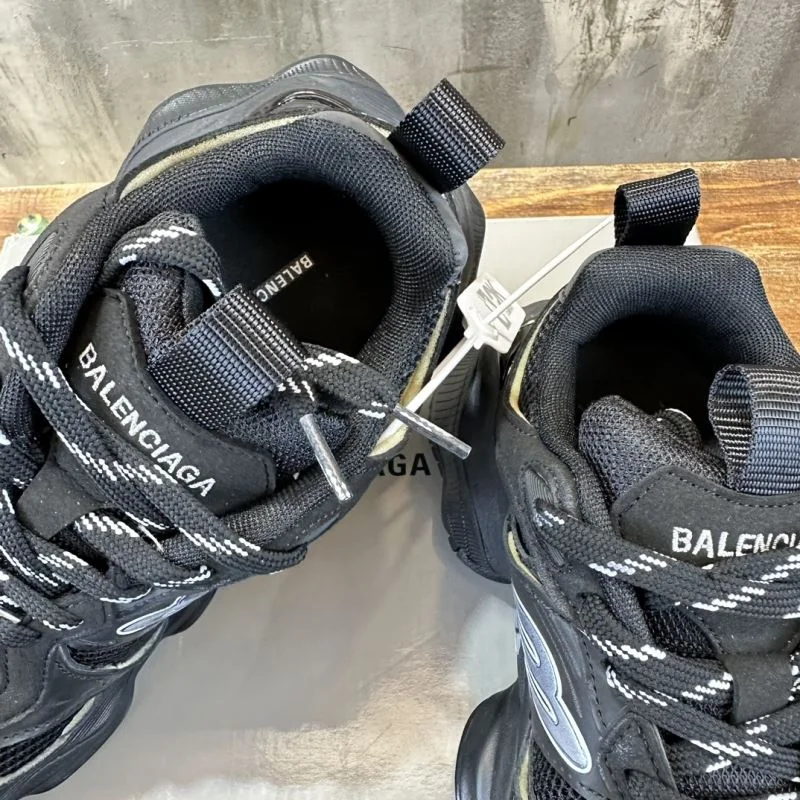 Bargain Balenciaga Track Shoes