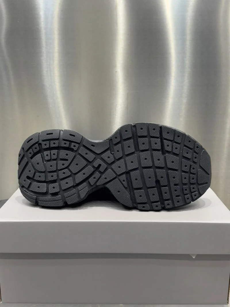 High accuracy Balenciaga Track Shoes
