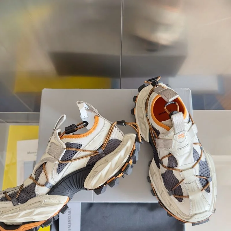 Bargain Balenciaga Track Shoes