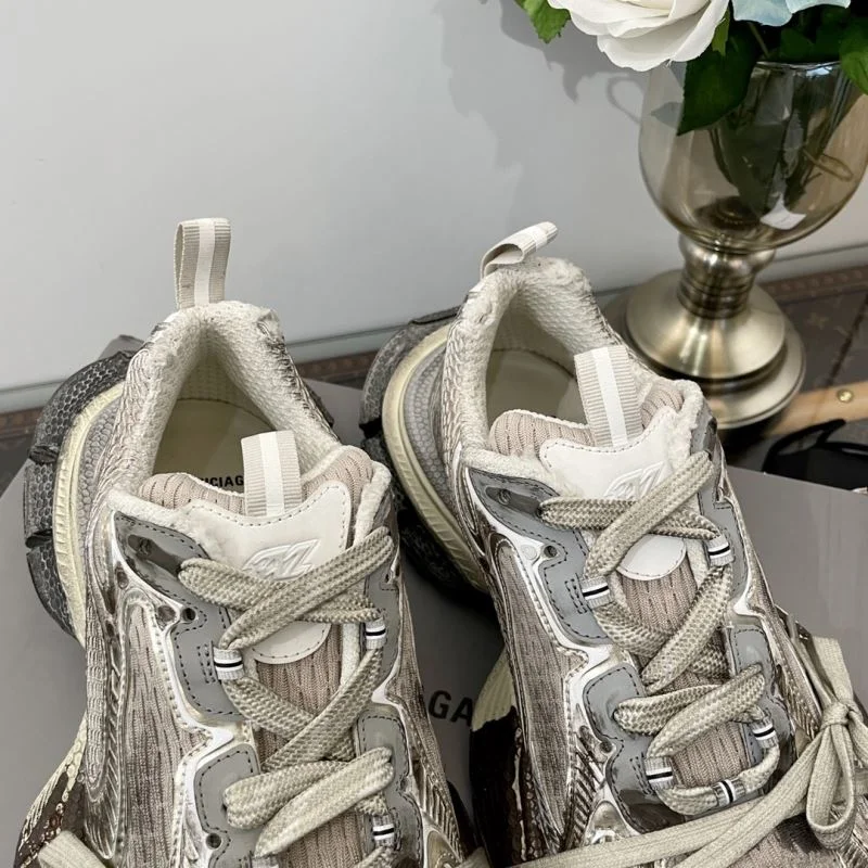 Inexpensive Balenciaga Track Shoes