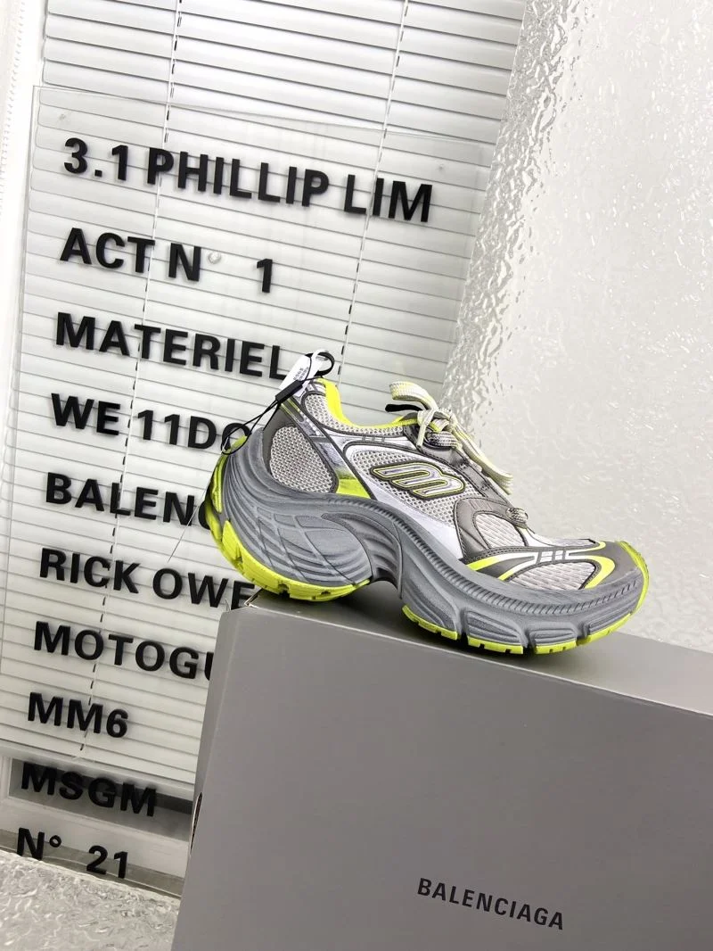 Exact replica Balenciaga Track Shoes