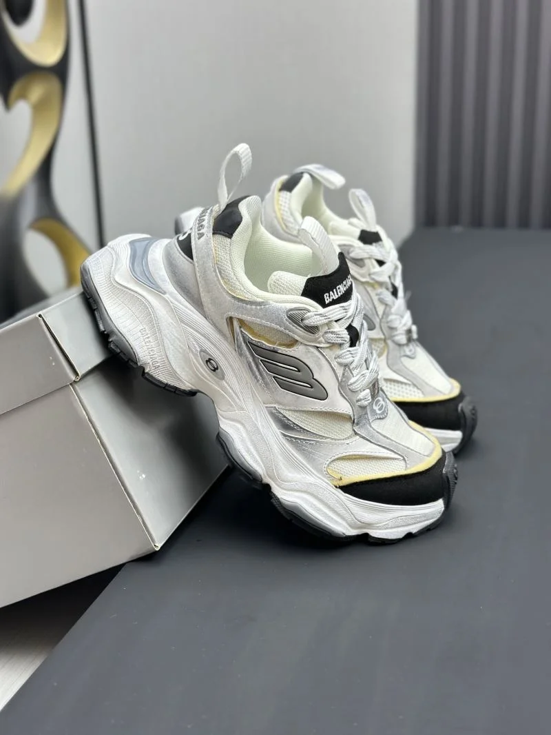 Top match Balenciaga Track Shoes