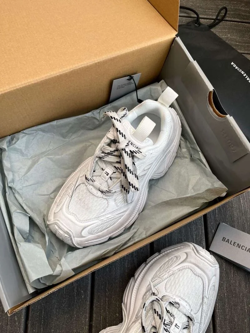 Bargain Balenciaga Track Shoes