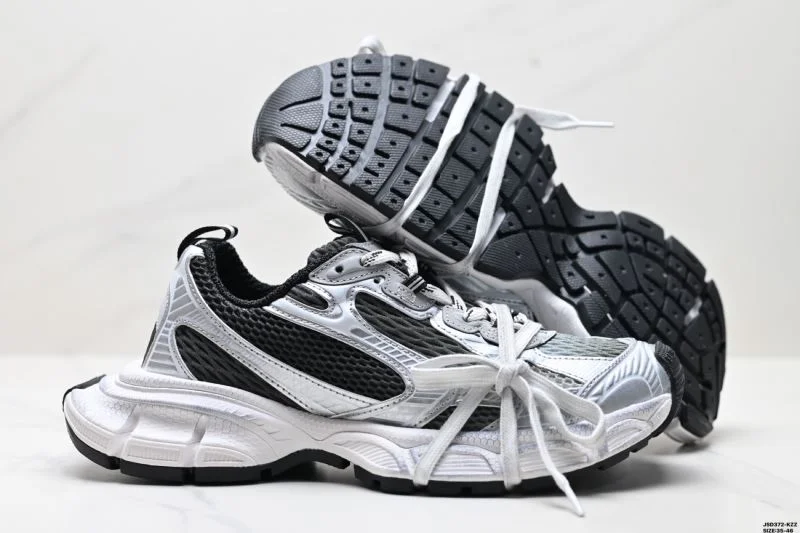 Bargain Balenciaga Track Shoes