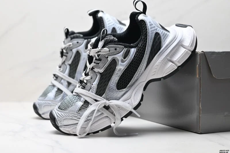 Bargain Balenciaga Track Shoes