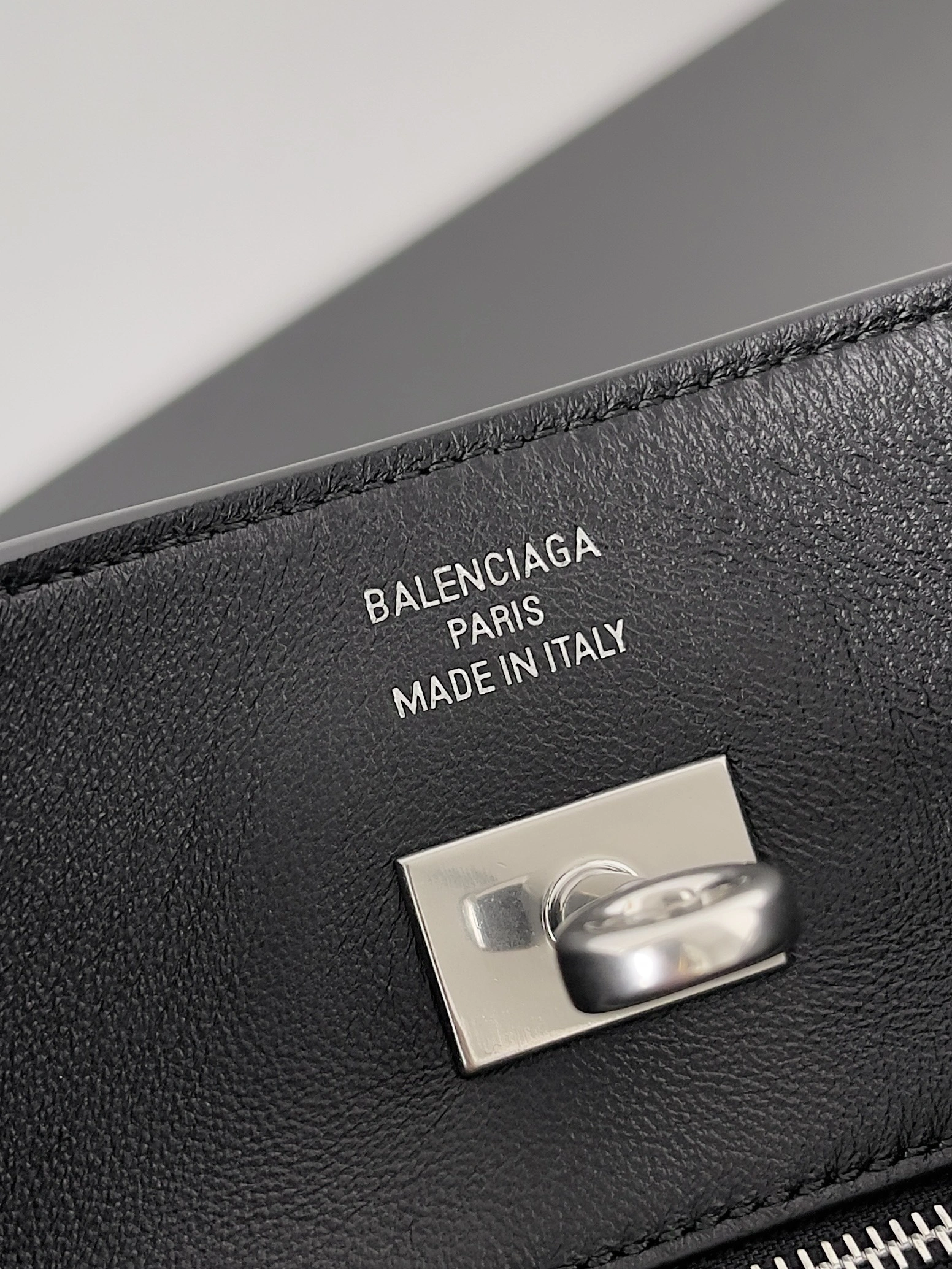 OEM Balenciaga Urban Air Series Adjustable Shoulder Bag