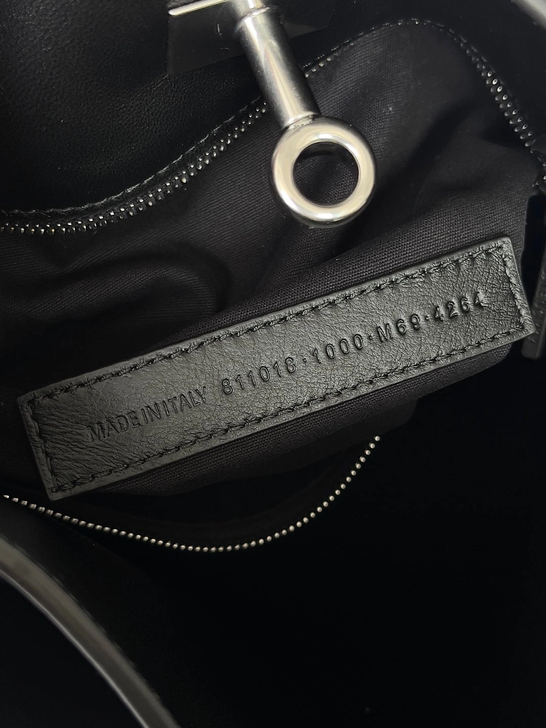 Precise copy Balenciaga Urban Elegance Air Hobo Bag - Winter 2024 Collection