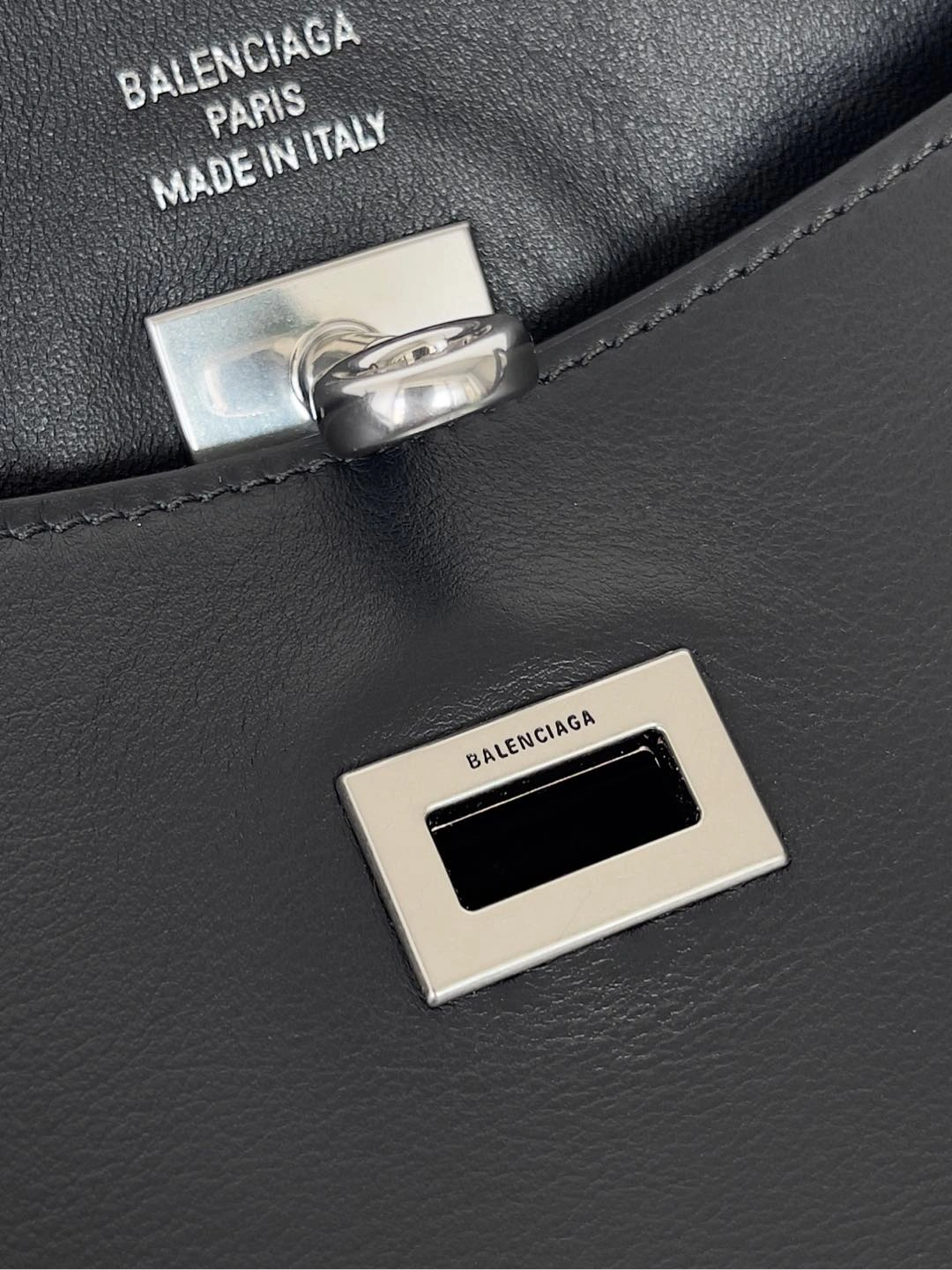 Precise copy Balenciaga Urban Elegance Air Hobo Bag - Winter 2024 Collection