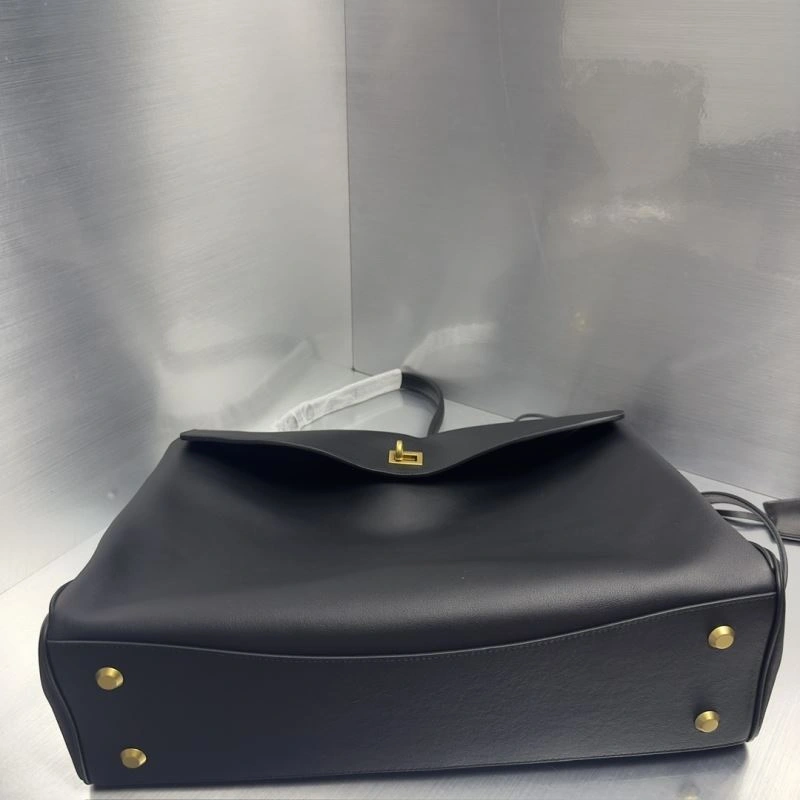 Affordable Balenciaga Versatile Mini to Large Tote Bag Collection