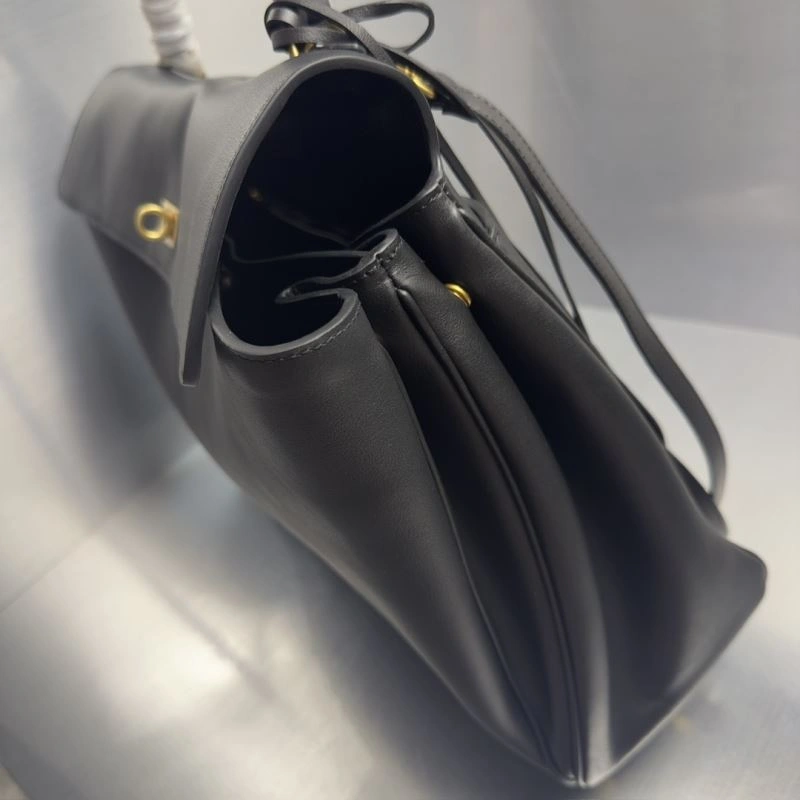 Affordable Balenciaga Versatile Mini to Large Tote Bag Collection