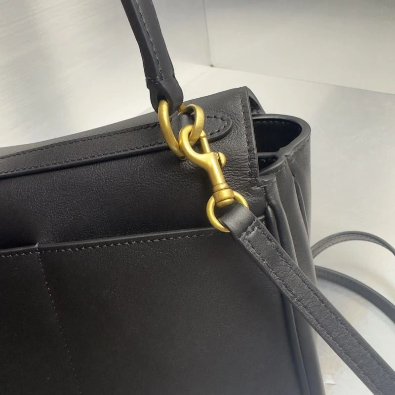 Inexpensive Balenciaga Versatile Size Handbag Collection