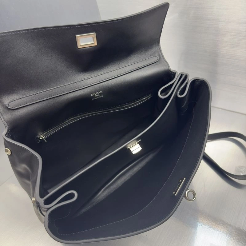 Reasonably priced Balenciaga Versatile Size Handbag Collection