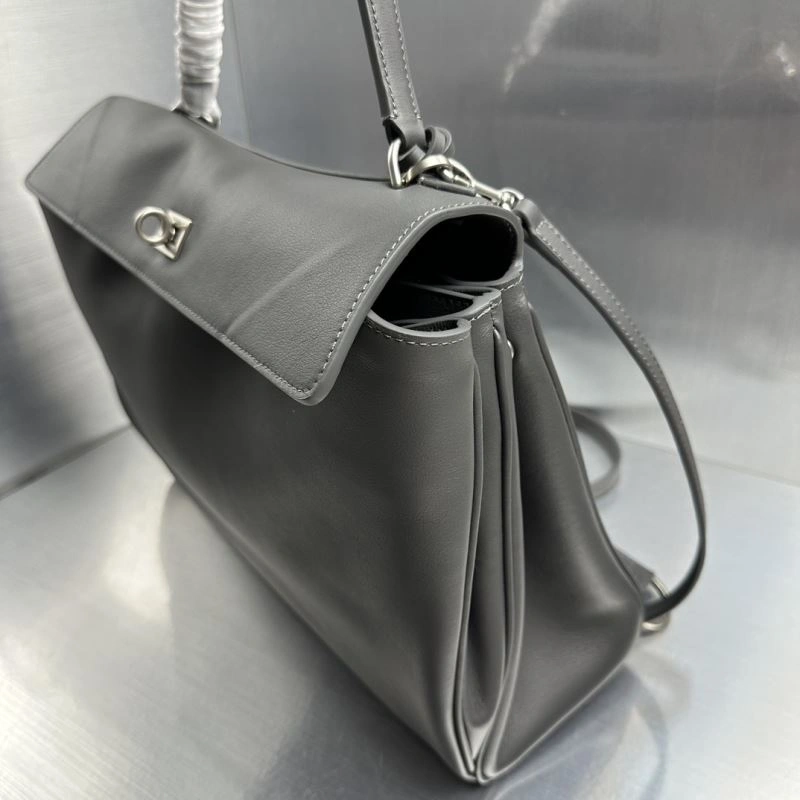 Affordable Balenciaga Versatile Size Handbag Collection