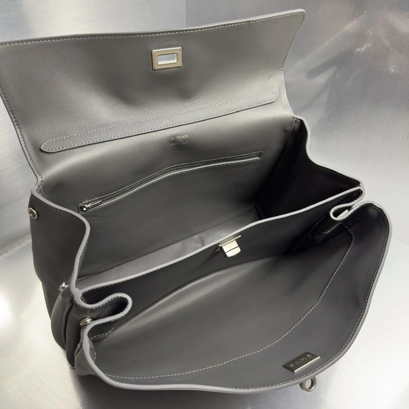 Affordable Balenciaga Versatile Size Handbag Collection