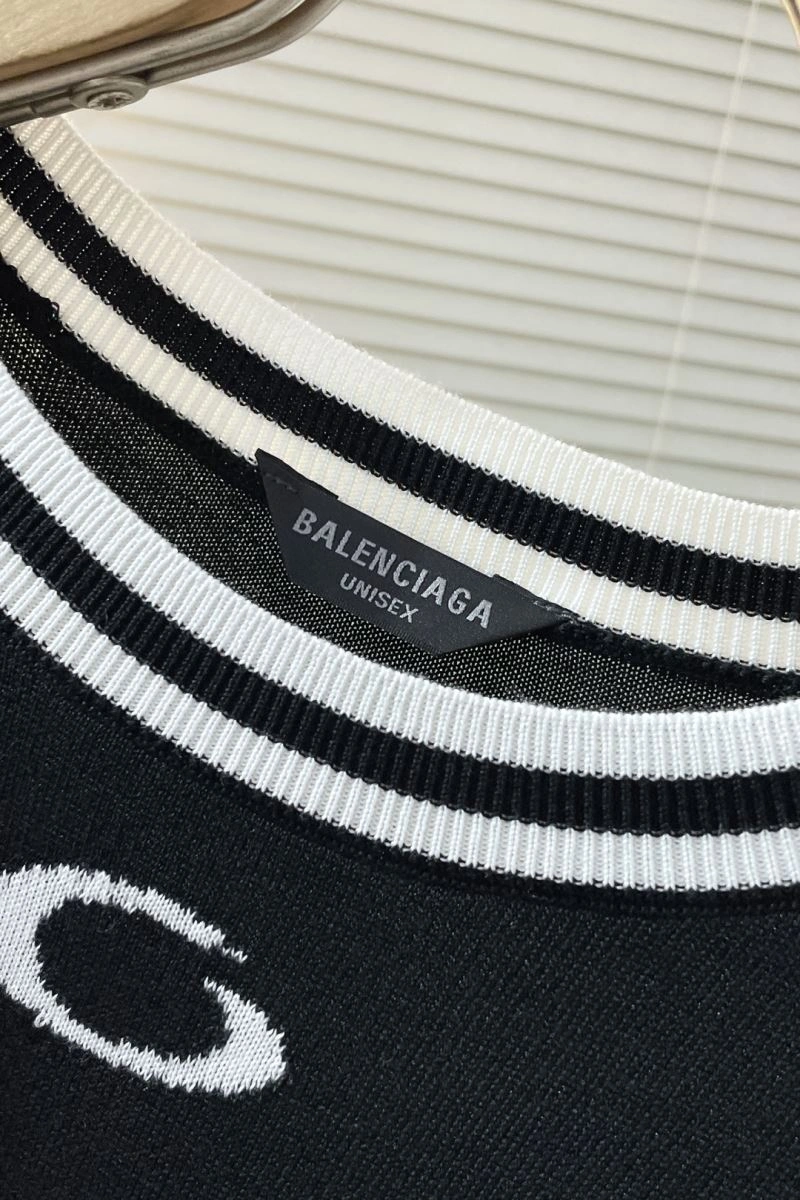 Exact replica Balenciaga Vest