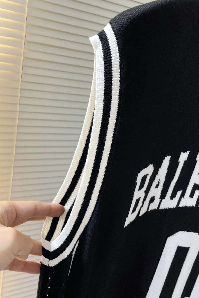 Exact replica Balenciaga Vest