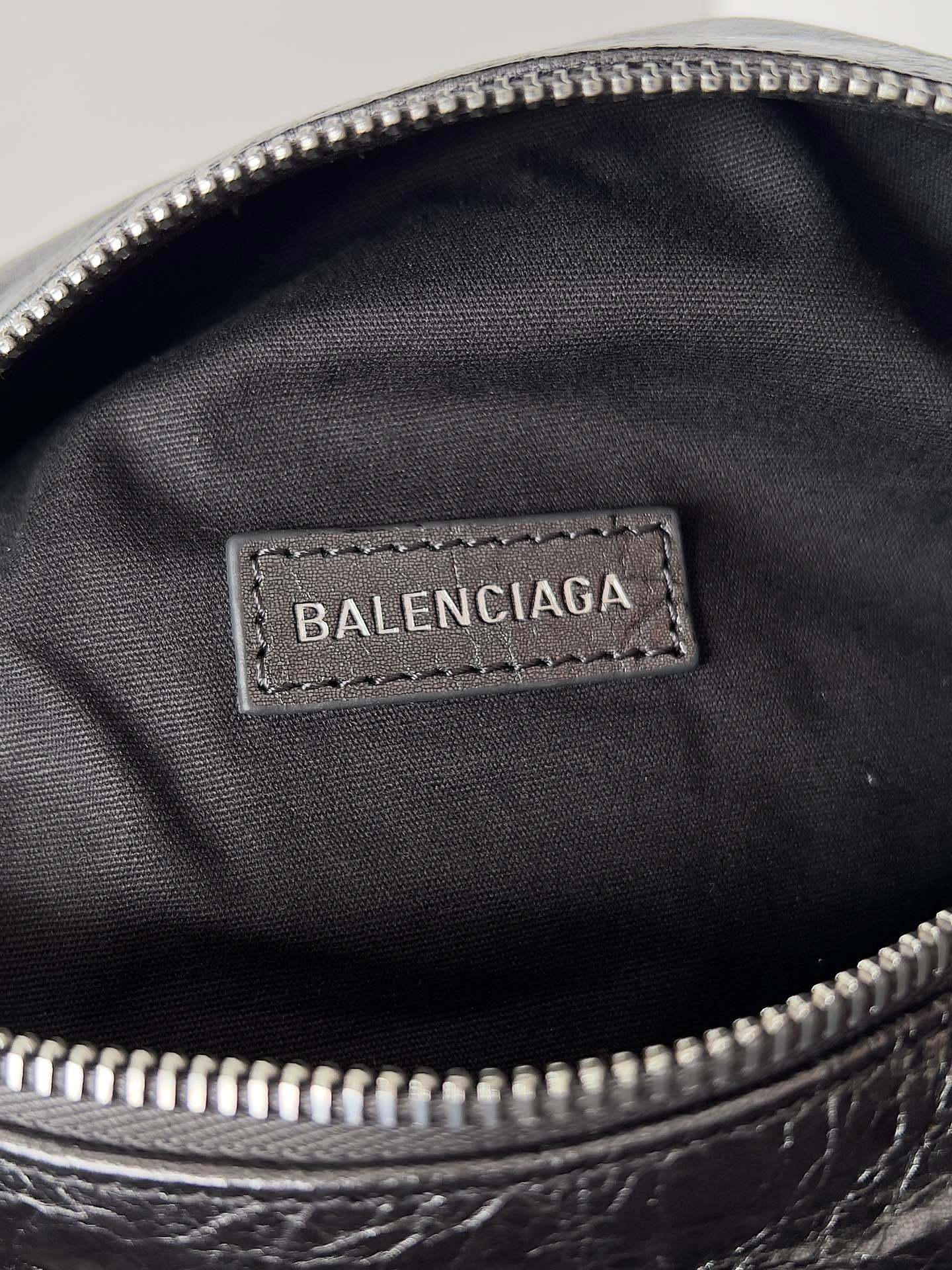 Discounted Balenciaga Vintage Lambskin Multi-Pocket Punk Shoulder Tote Bag