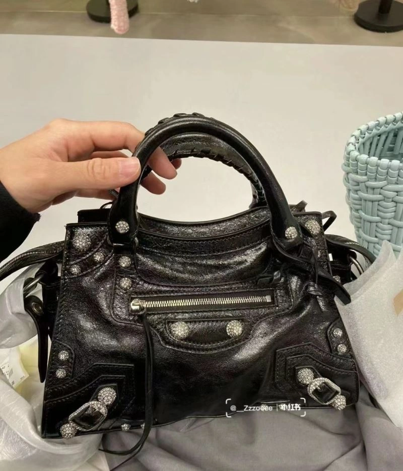1:1 copy Balenciaga XS Le Cagole Neo City Handbag - Black Diamond Hardware