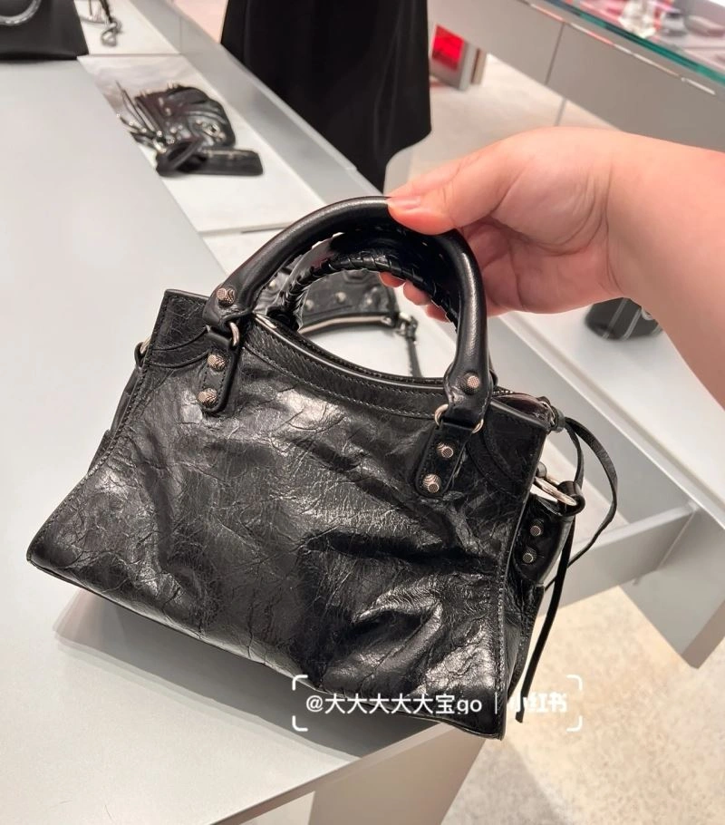 1:1 copy Balenciaga XS Le Cagole Neo City Handbag - Black Diamond Hardware