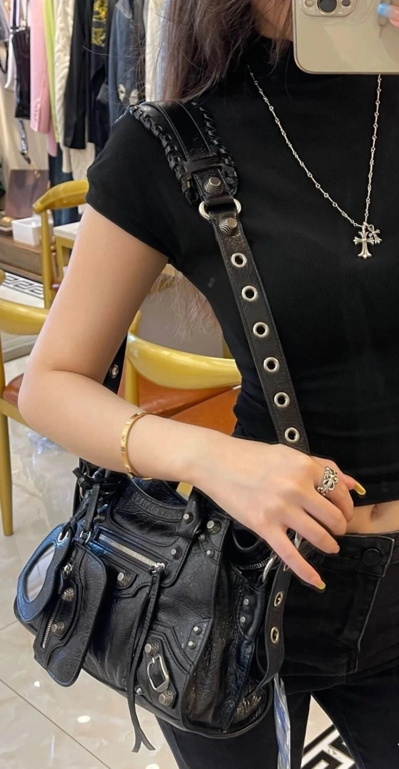 1:1 copy Balenciaga XS Le Cagole Neo City Handbag - Black Diamond Hardware