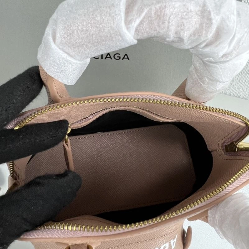 Accurate model Balenciaga XXS Oversized Letter Shell Bag - Mini Fashion Statement