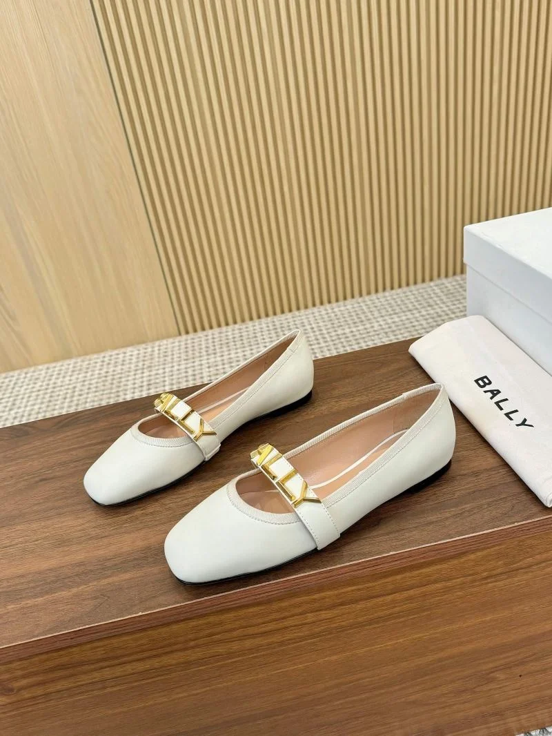 Top mirror Bally Shoes