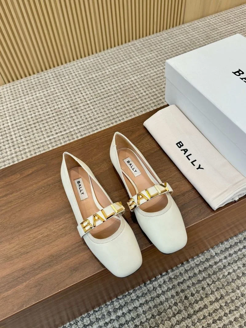 Top mirror Bally Shoes