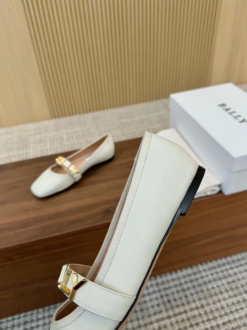 Top mirror Bally Shoes