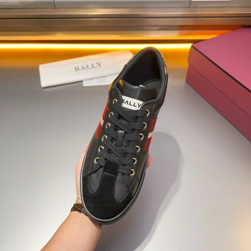 Top mirror Bally Shoes
