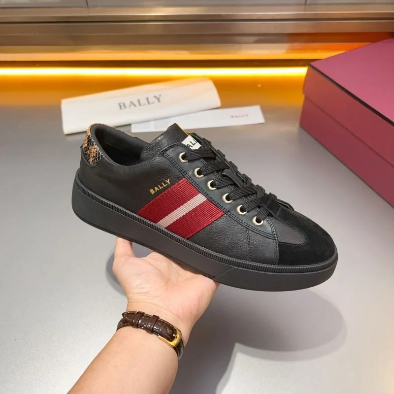 Top mirror Bally Shoes