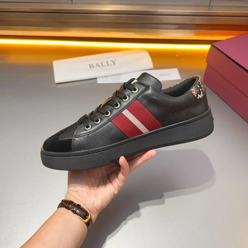 Top mirror Bally Shoes