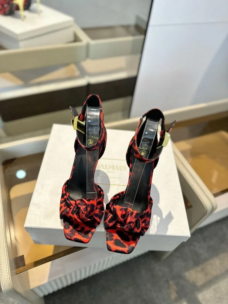 Accurate model Balmain Sandals