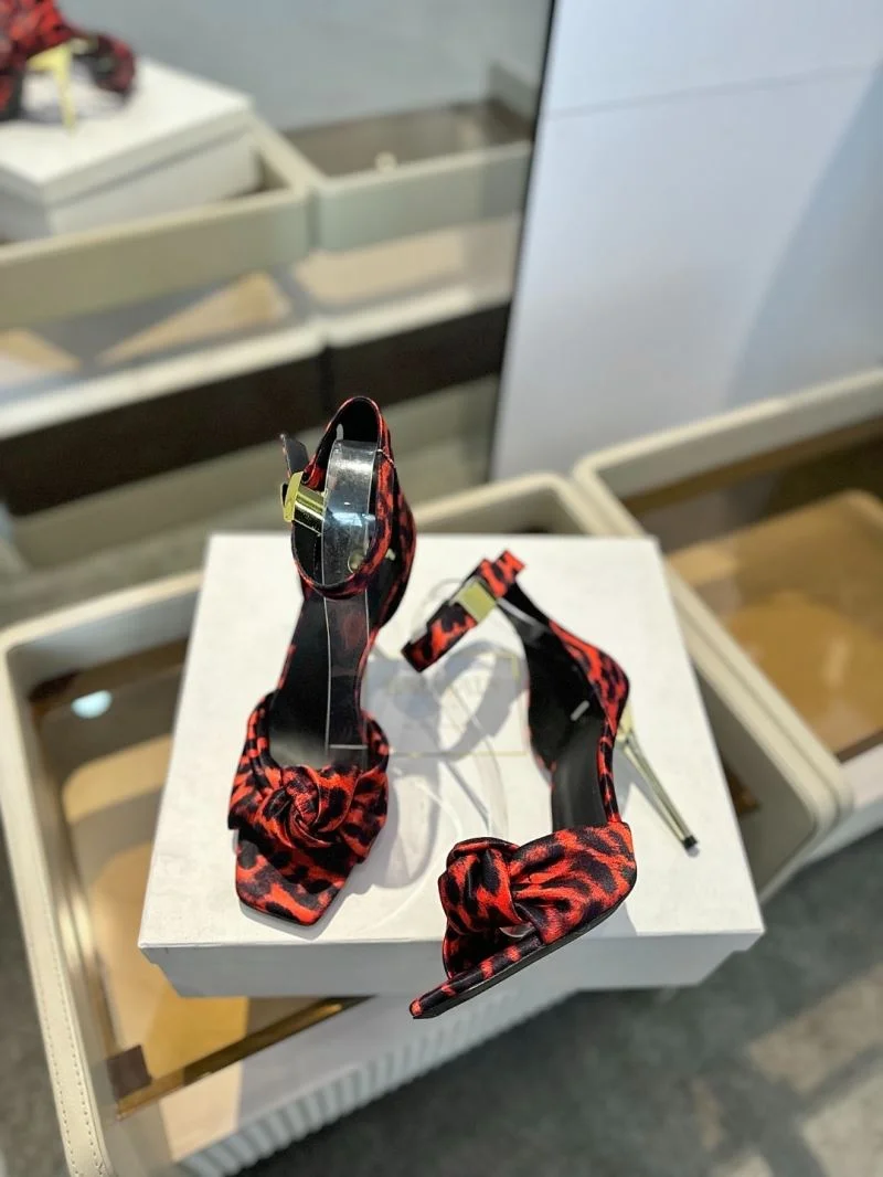 Accurate model Balmain Sandals