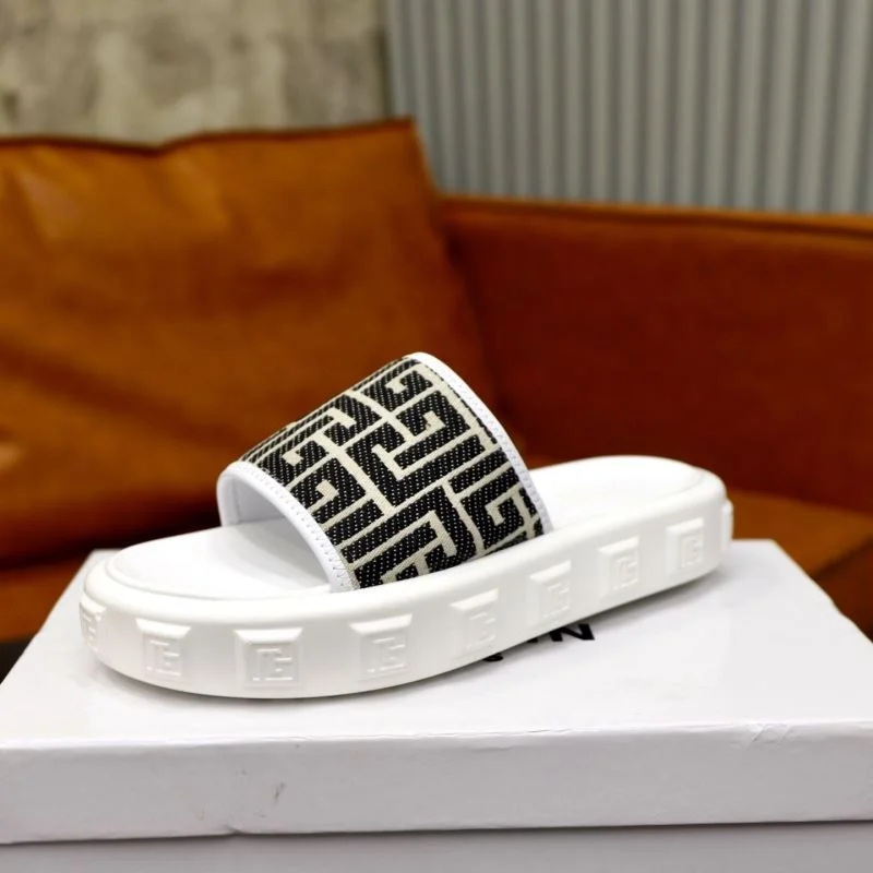 1:1 copy Balmain Sandals