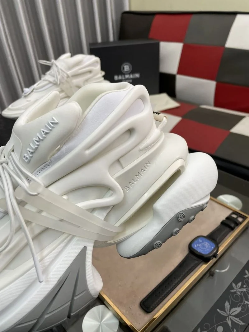 Accurate model Balmain Shoes