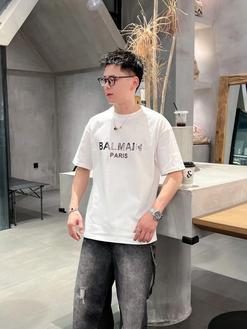 Indistinguishable Balmain T-Shirts